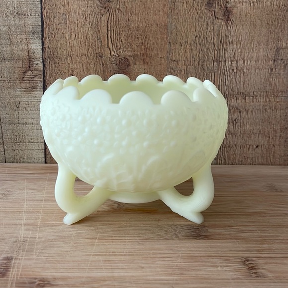 Fenton | Accents | Vintage Fenton Uranium Custard Glass Orange Tree ...